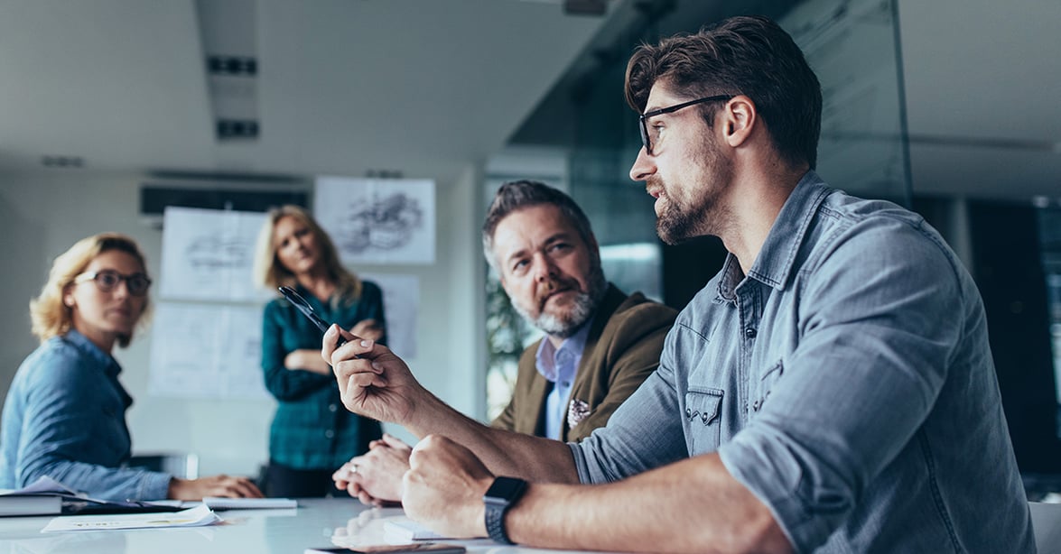 Top 8 tips to get valuable insights from your employee survey